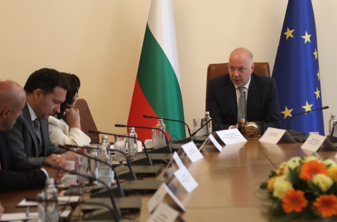 От 8 октомври започват ефективните санкции за търговците, които не ...